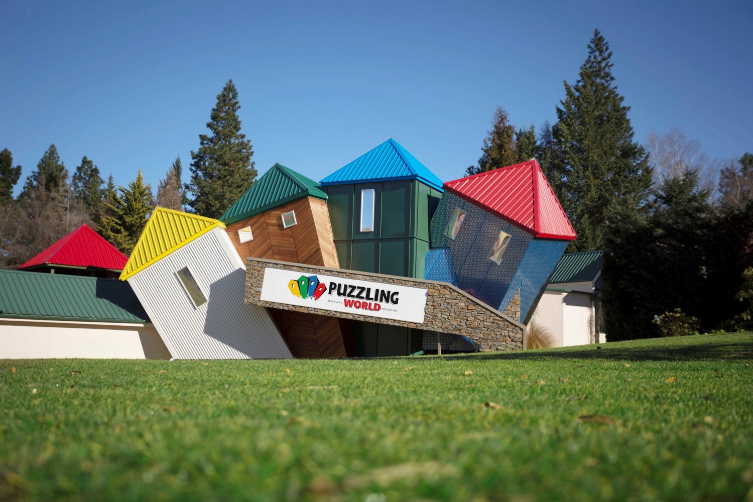 Wanaka's Wonderful World of Weirdness! - Puzzling World